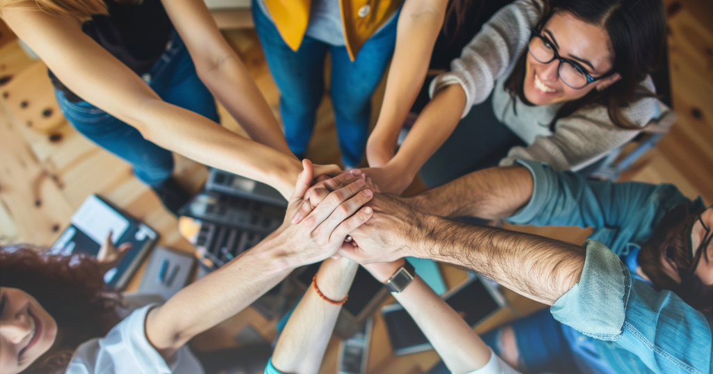 8 Employee Incentive Gifts to Boost Motivation | Discover Meaningful ...